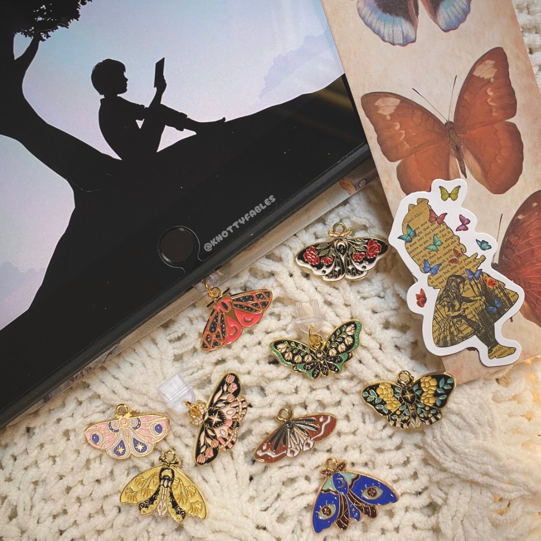 Bookish Things – Knotty Fables